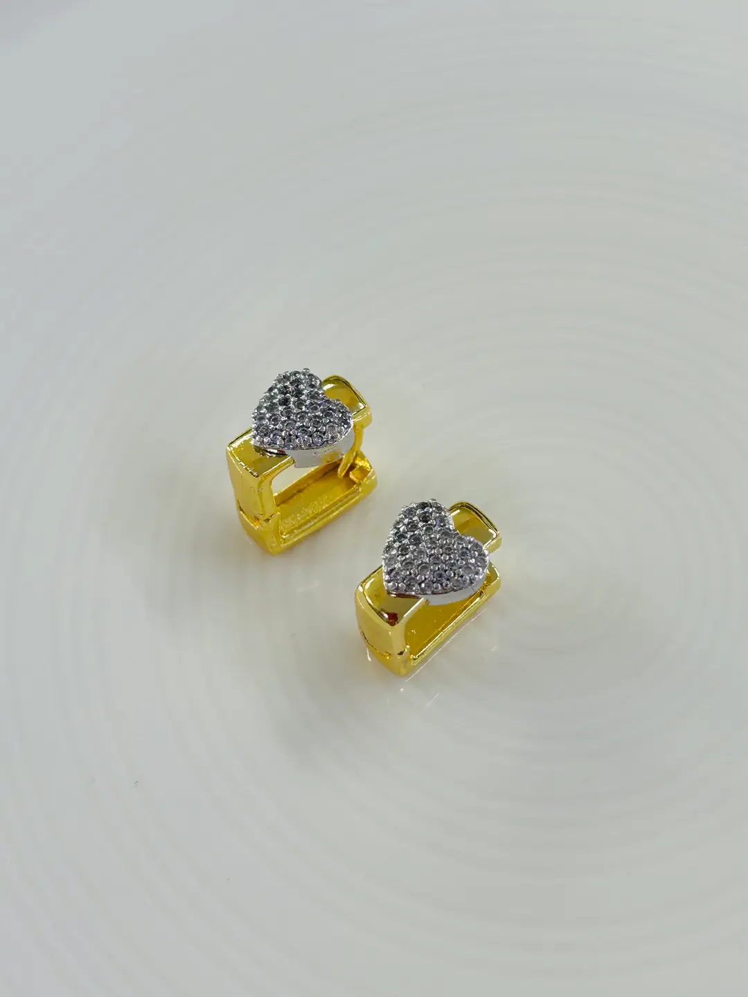 Vip Zirkon Taş Kalp Kare Küpe