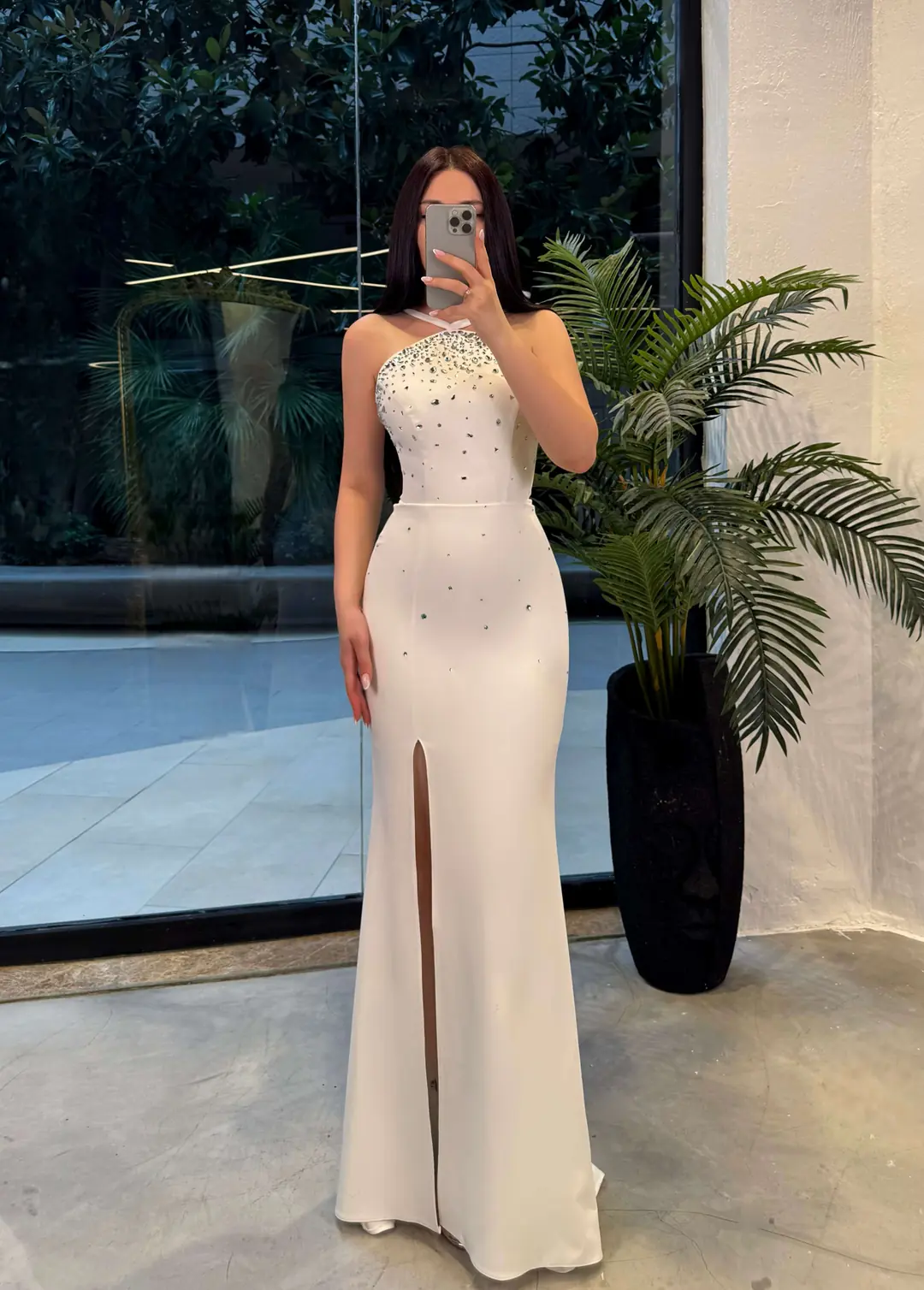 Ristella Halter Yaka Taş İşlemeli Uzun Boy Elbise Abiye Beyaz