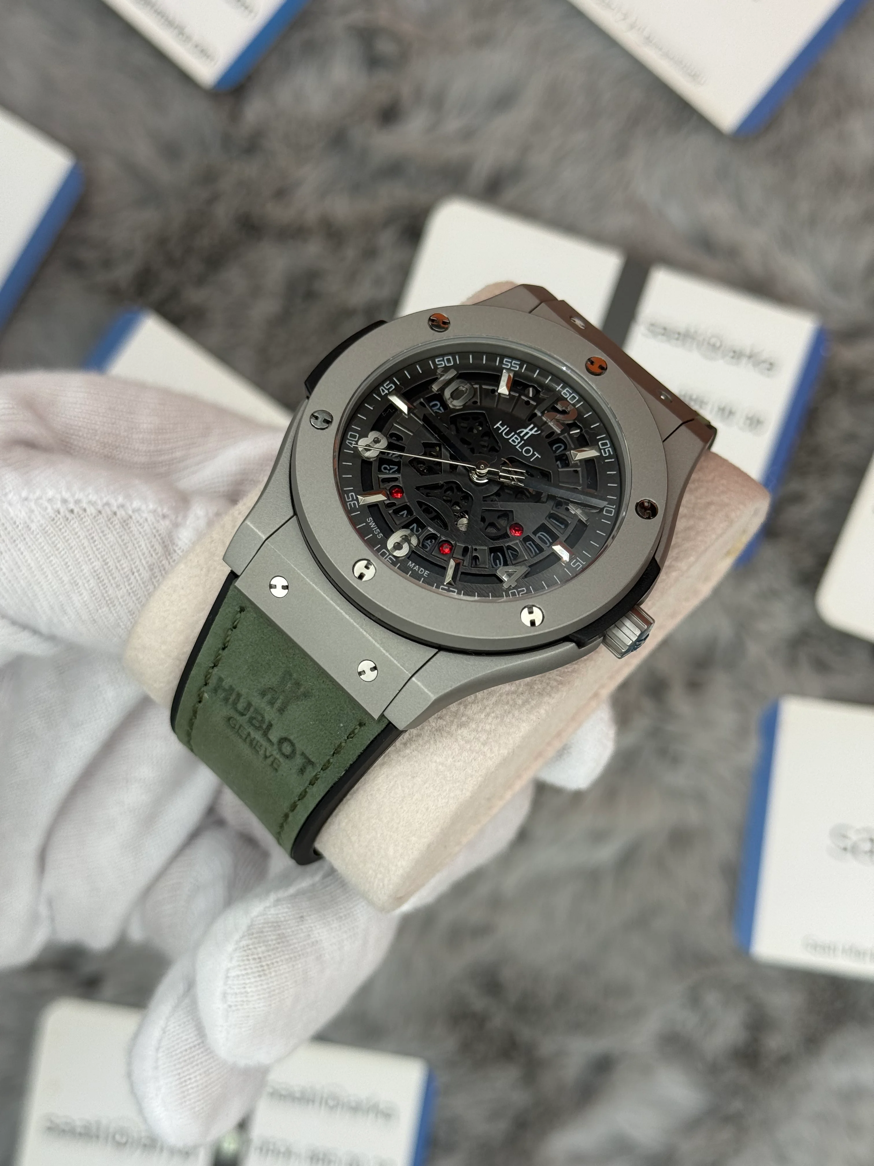 HUBLOT bing bang 41mm skeleton silver kasa gri deri kordon erkek kol saati