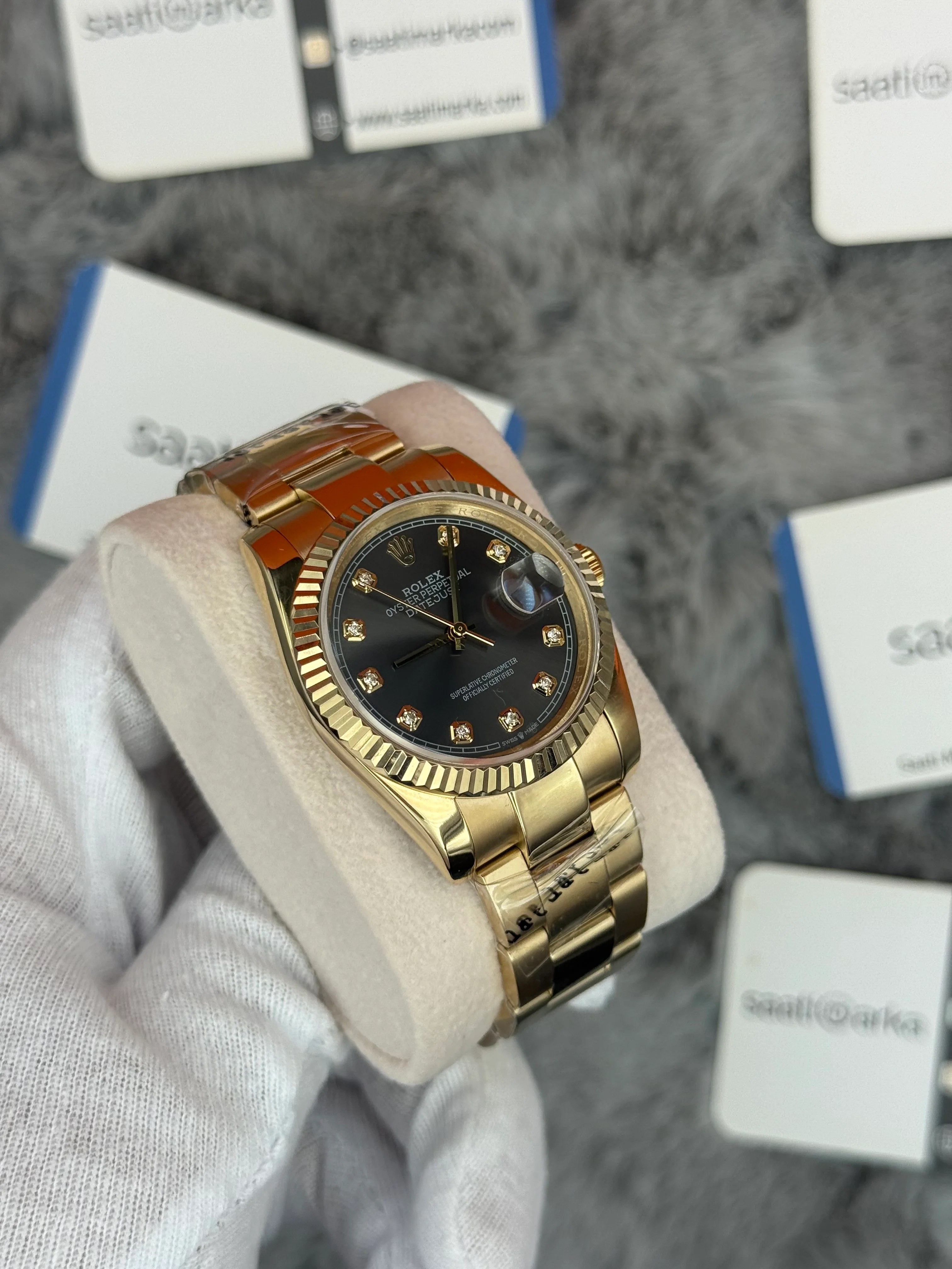 ROLEX DATEJUST 36 MM GRİ BAGET TAŞLI KADRAN GOLD KASA GOLD OYSTER KORDON
