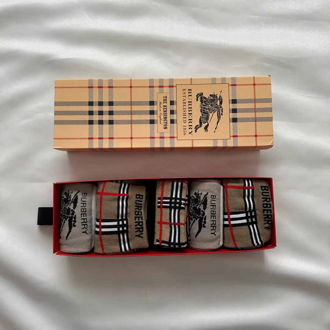 Burberry 1856 Logo Kutulu 5'li Çorap