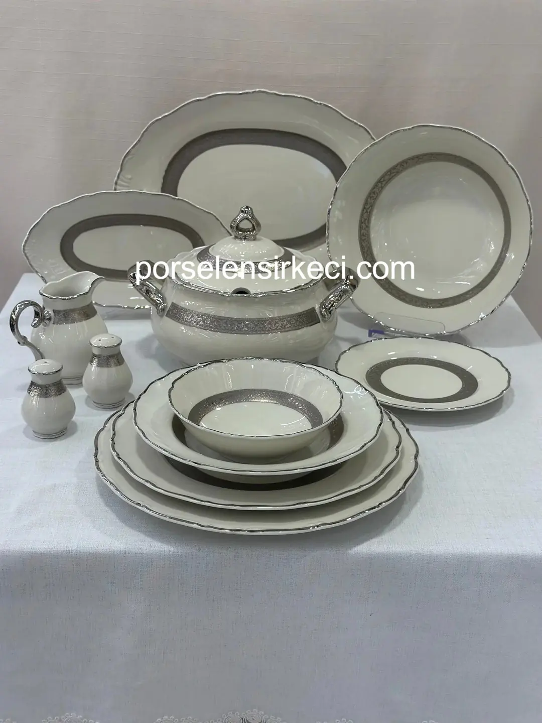 Jeremy Silver & Silver 72 Parça 12 Kişilik Yemek Takımı