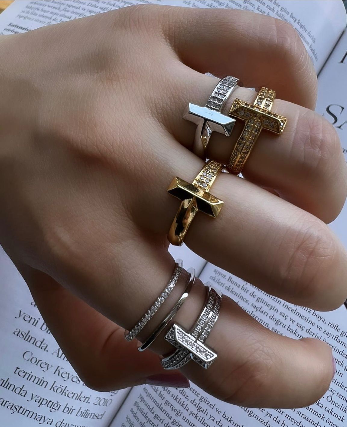 TİFFANY MODEL TAŞLI YÜZÜK | Bunny