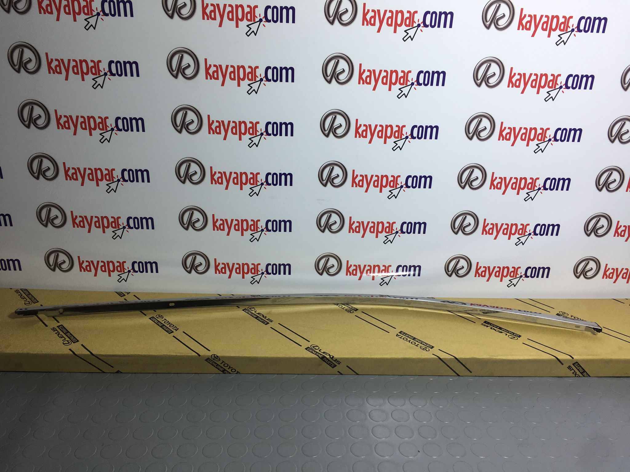 TOYOTA COROLLA ARKA SOL KAPI ÇERCEVE ÜST ÇITASI 2019-2022 7576402060