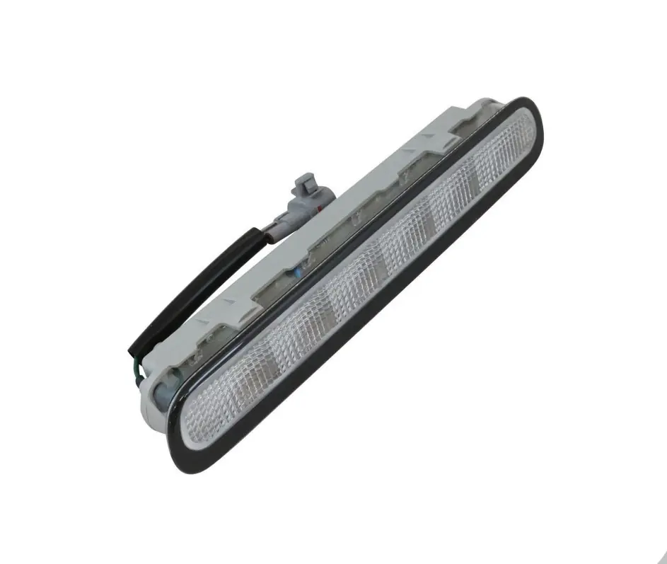 TOYOTA HILUX ORTA STOP LAMBASI 2011-2015 815700K080