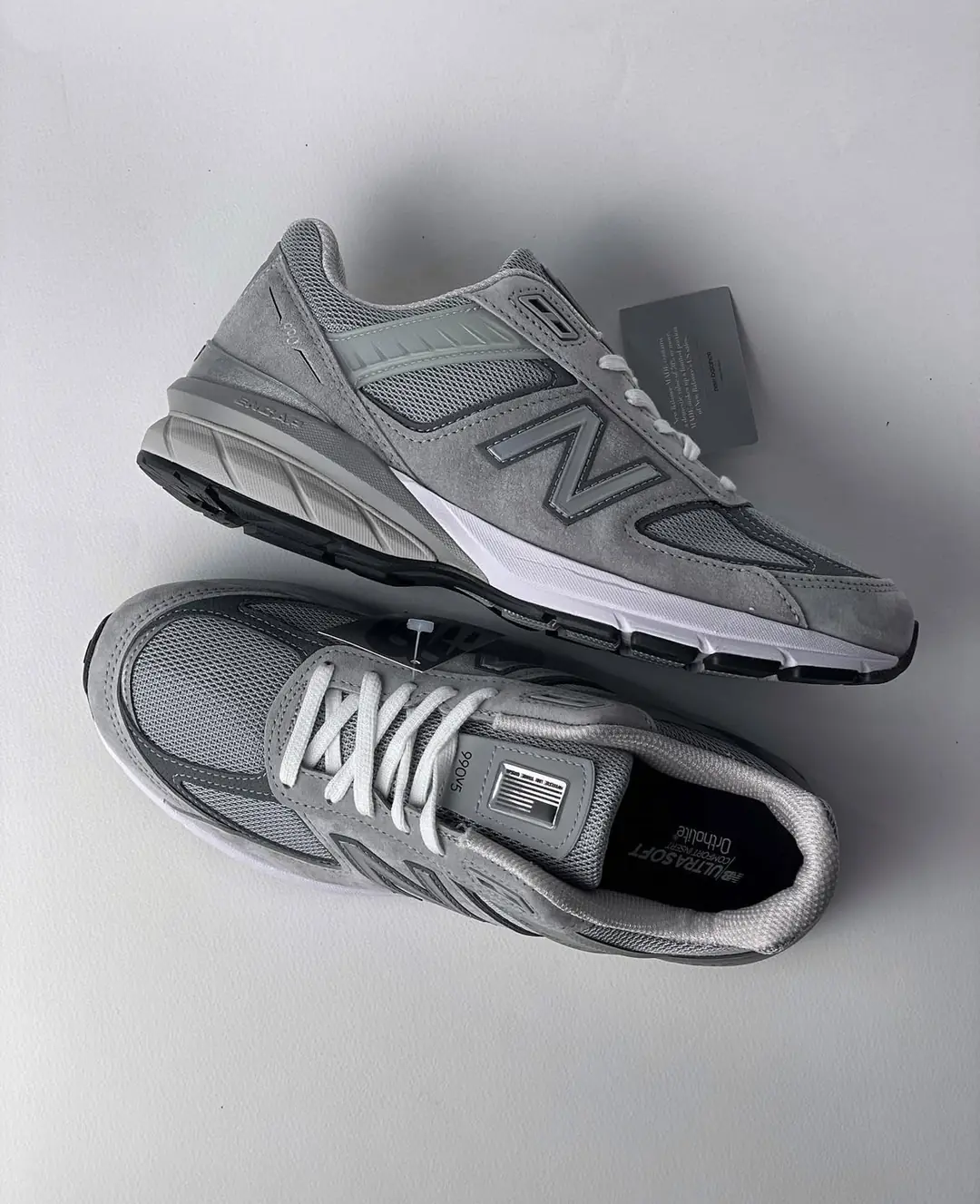 New Balance 990 v5 grey