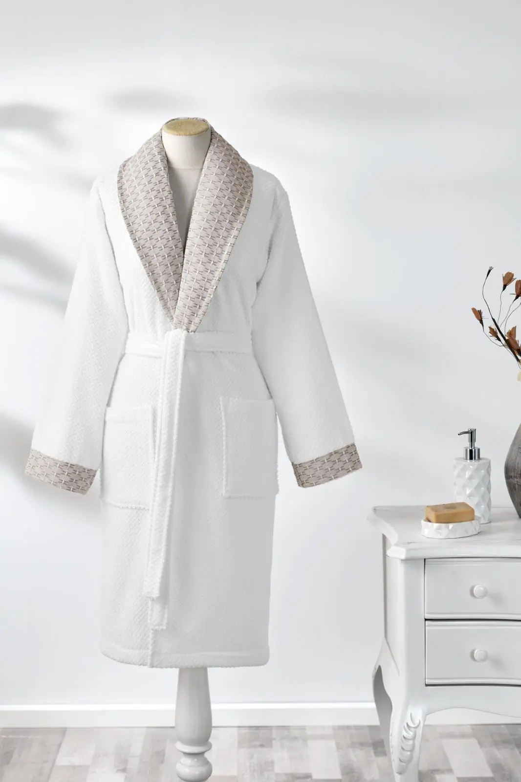 Strap Bathrobe White/Beige