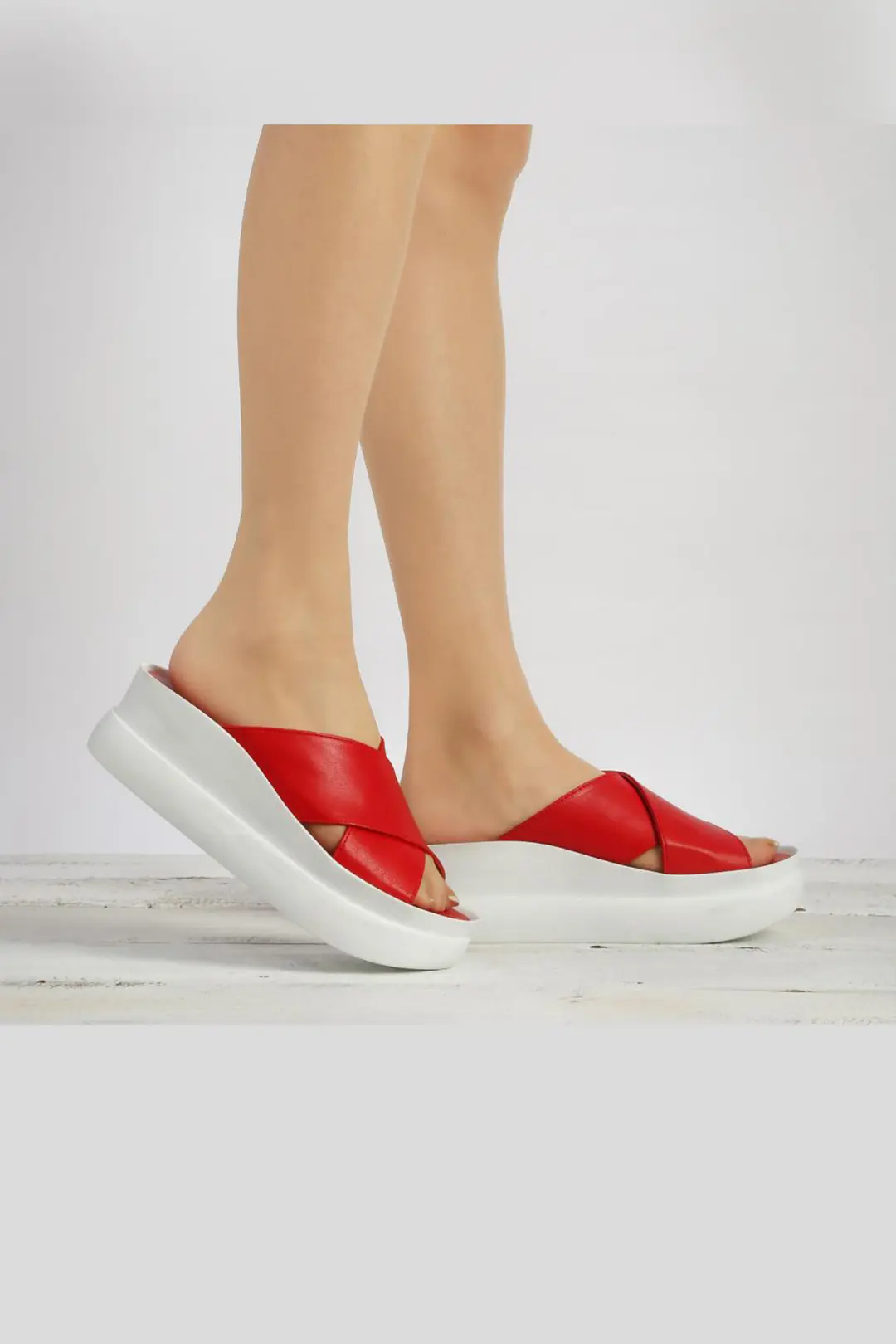 Cooliza Hakiki Deri Dolgu Topuklu Çapraz Bant Günlük Rahat Terlik