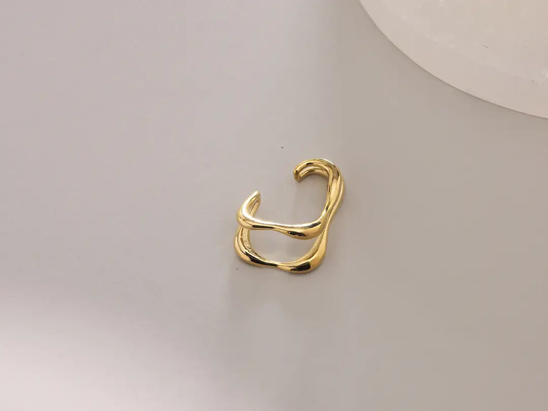 Bone Earcuff
