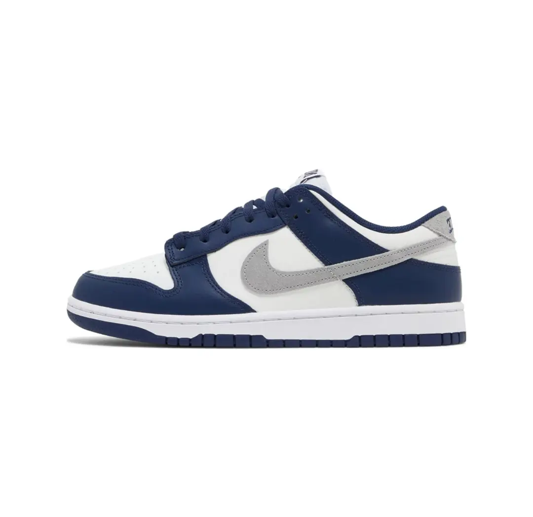 Dunk Low Midnight Navy Smoke Grey