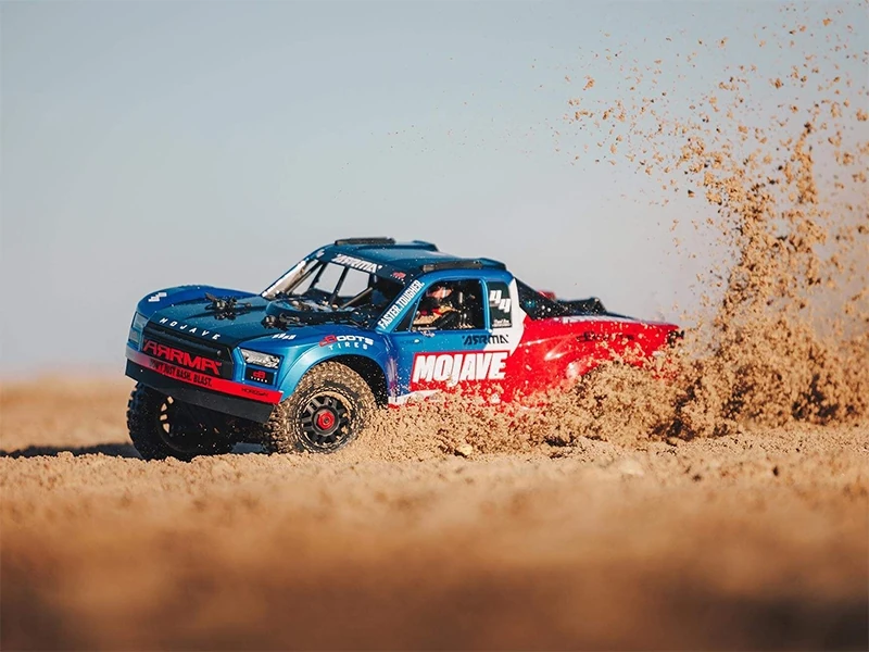 Arrma 1/8 MOJAVE 4X4 4S BLX Desert Truck RTR