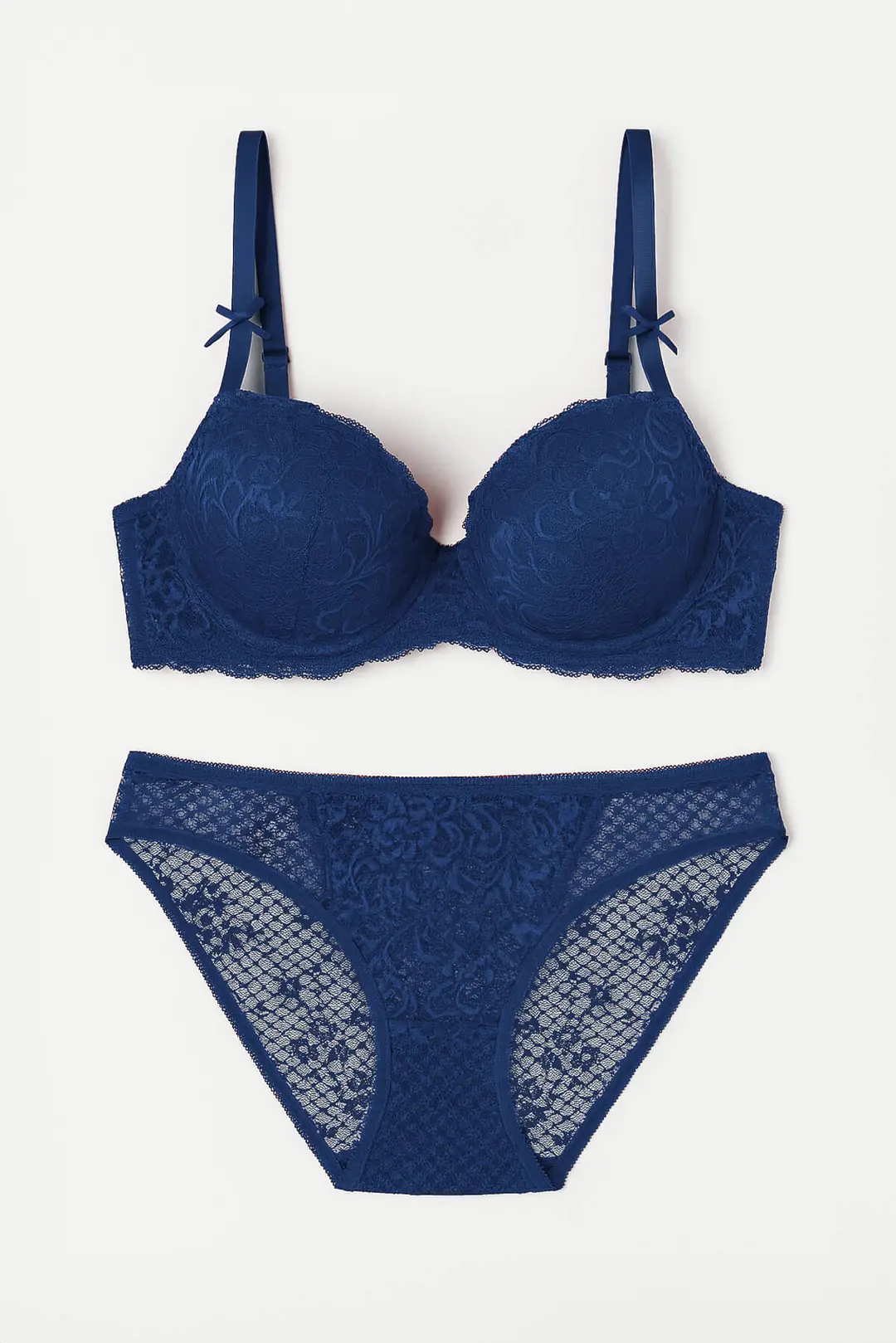 Pierre Cardin Women's Underwire Unsupported Bra Set | Markapia