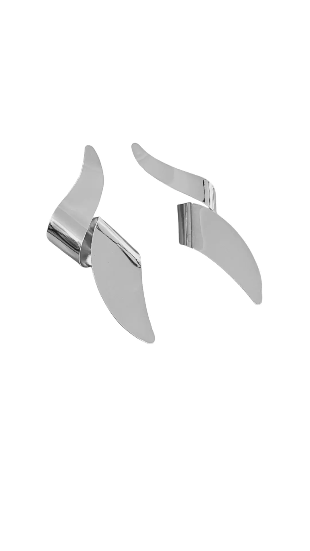 Silver Plaka Büklüm Uzun Küpe