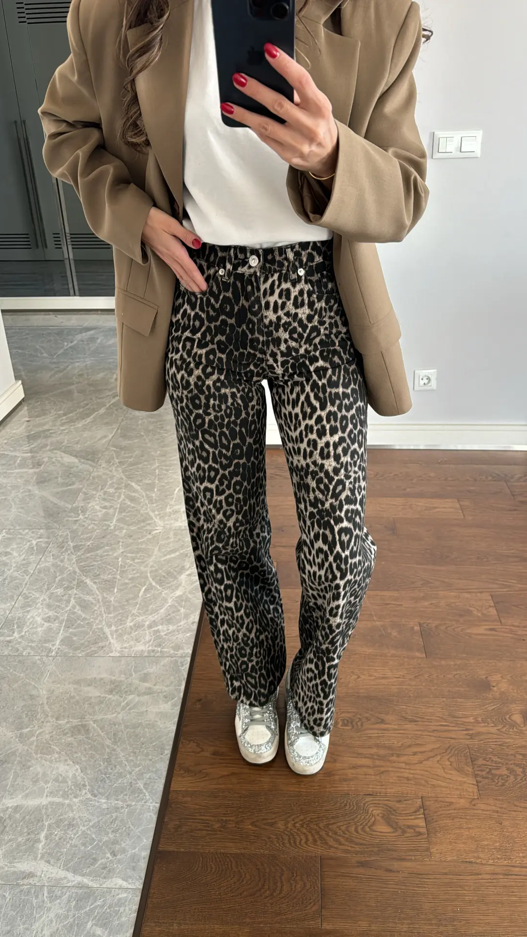 Marka Model Straight Kesim Leo Jean