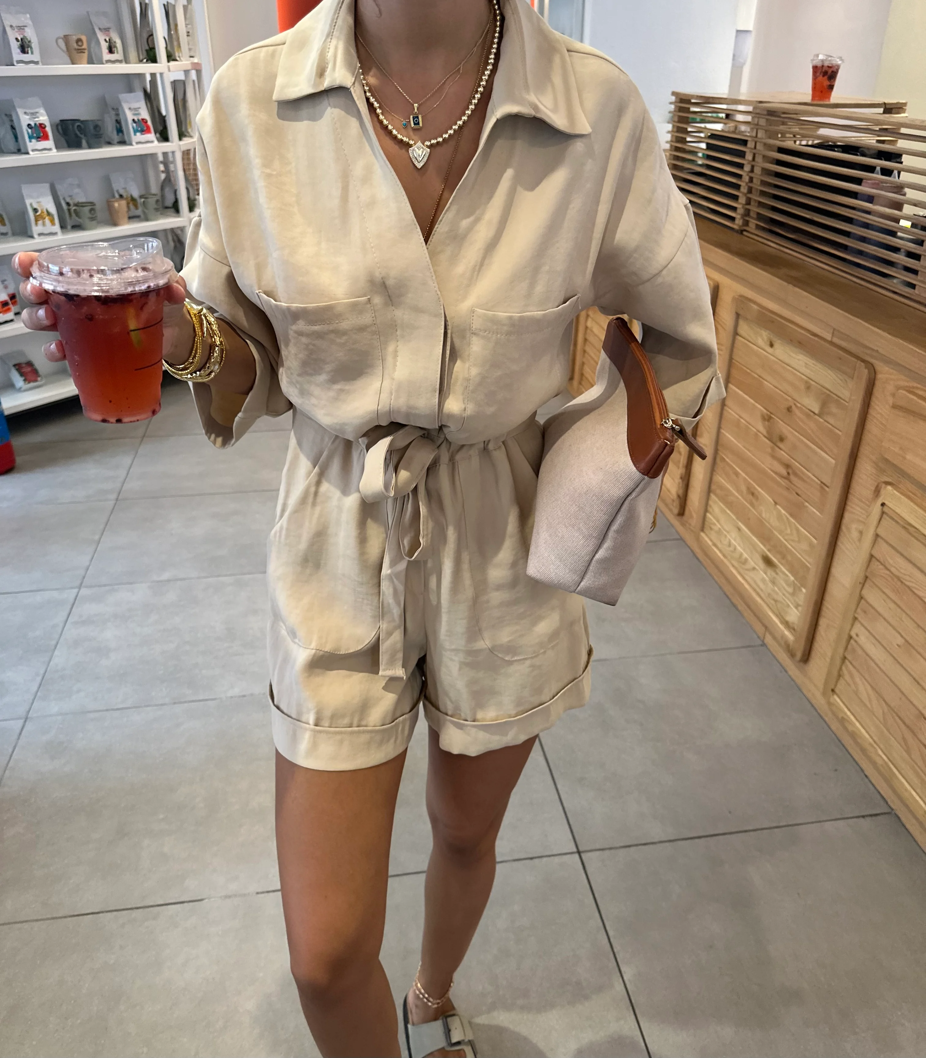 Oysho model vizon kendinden kemerli kısa tulum