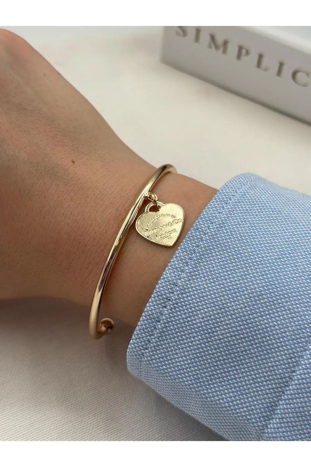 Kalp Detaylı Tiff Model Kelepçe Bileklik