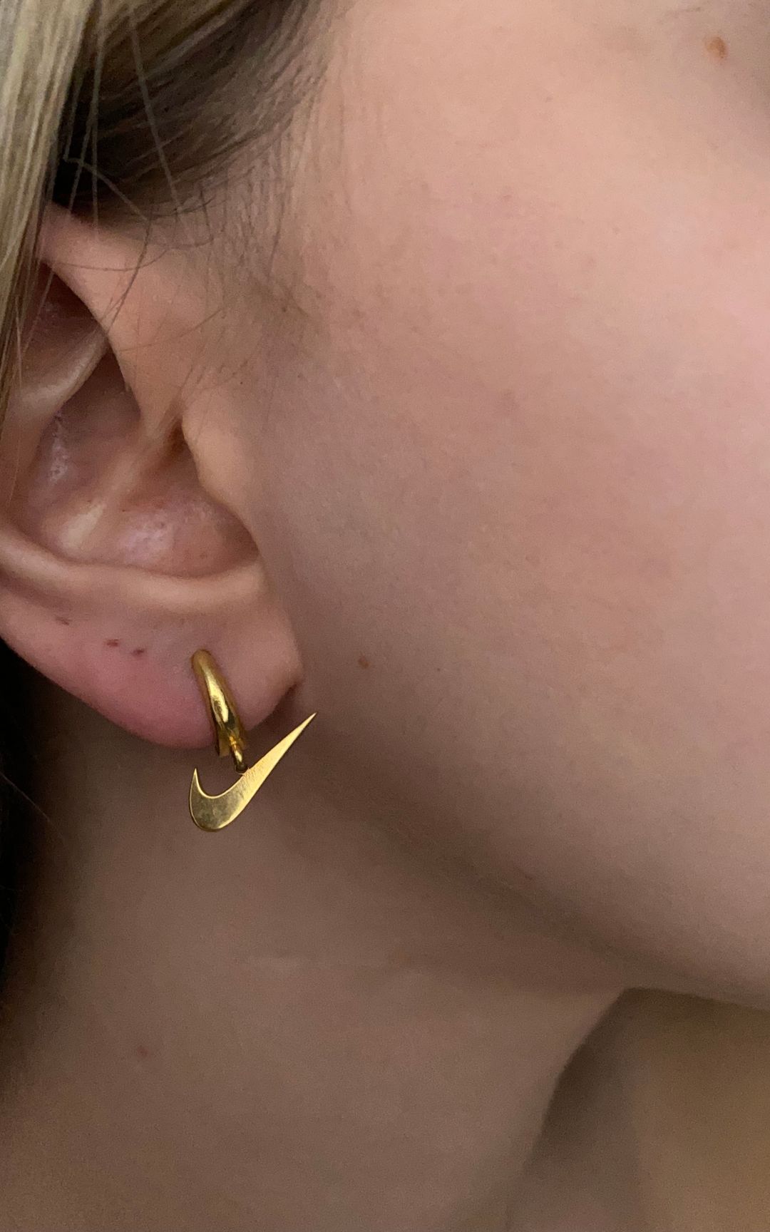 Nike Earring