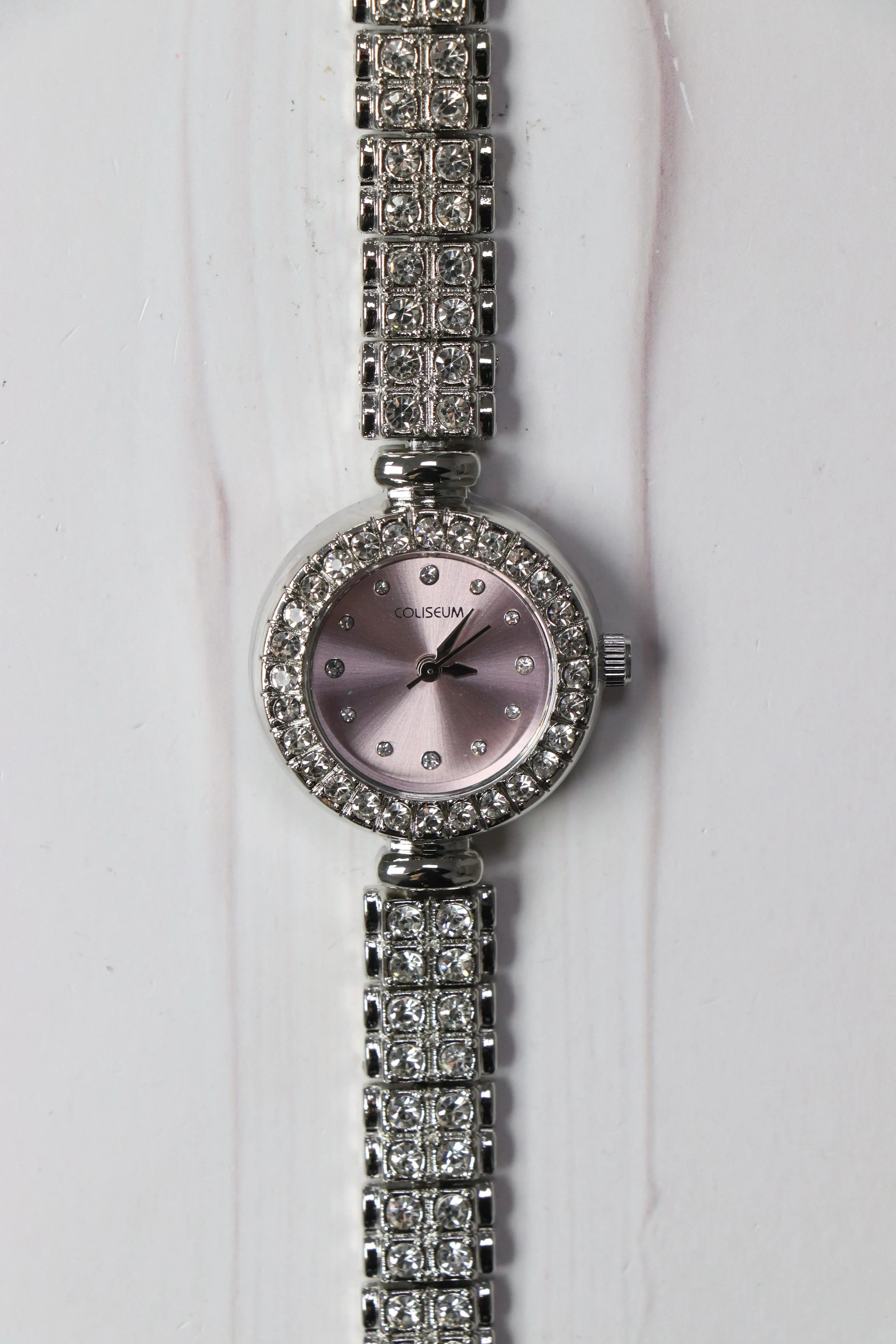 Sasme Taşlı Yuvarlak Kasa Kadın Kol Saati Gümüş Kordon (Pembe Kadran)