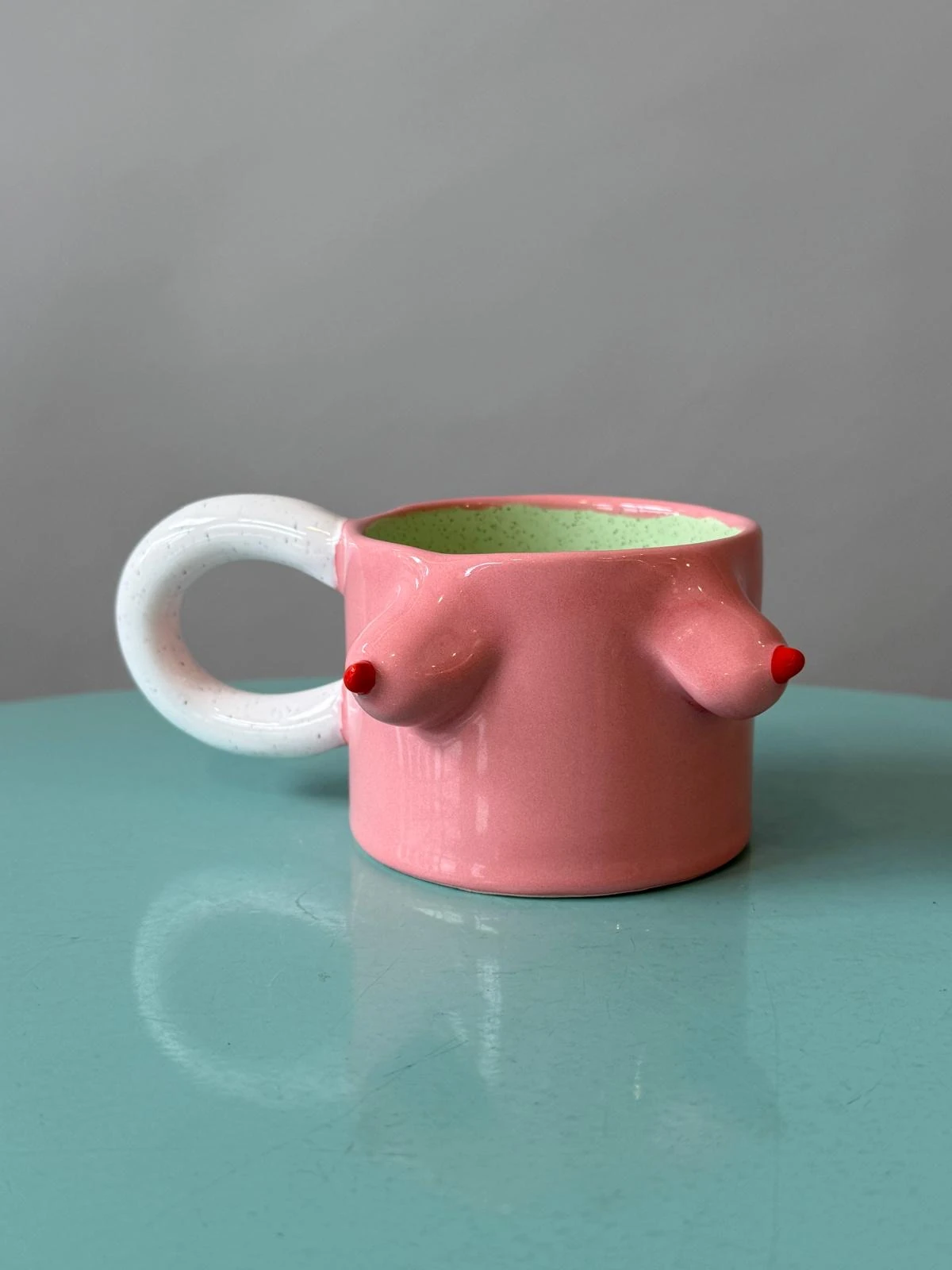 Mor Kulplu Mavi Meme Mug by F2 Studio
