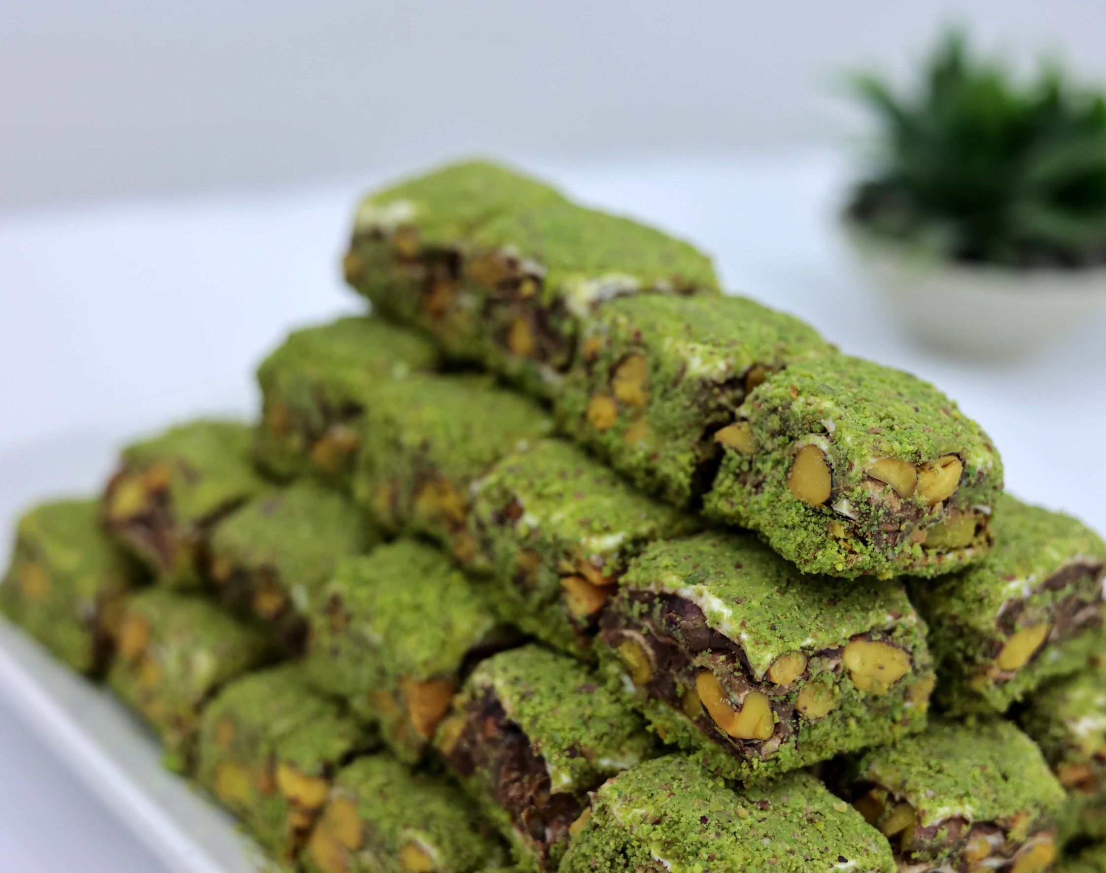 Hediyelik Antep Fıstıklı Baklava Lokum Kutusu – (350 Gr) – Premium Lokum