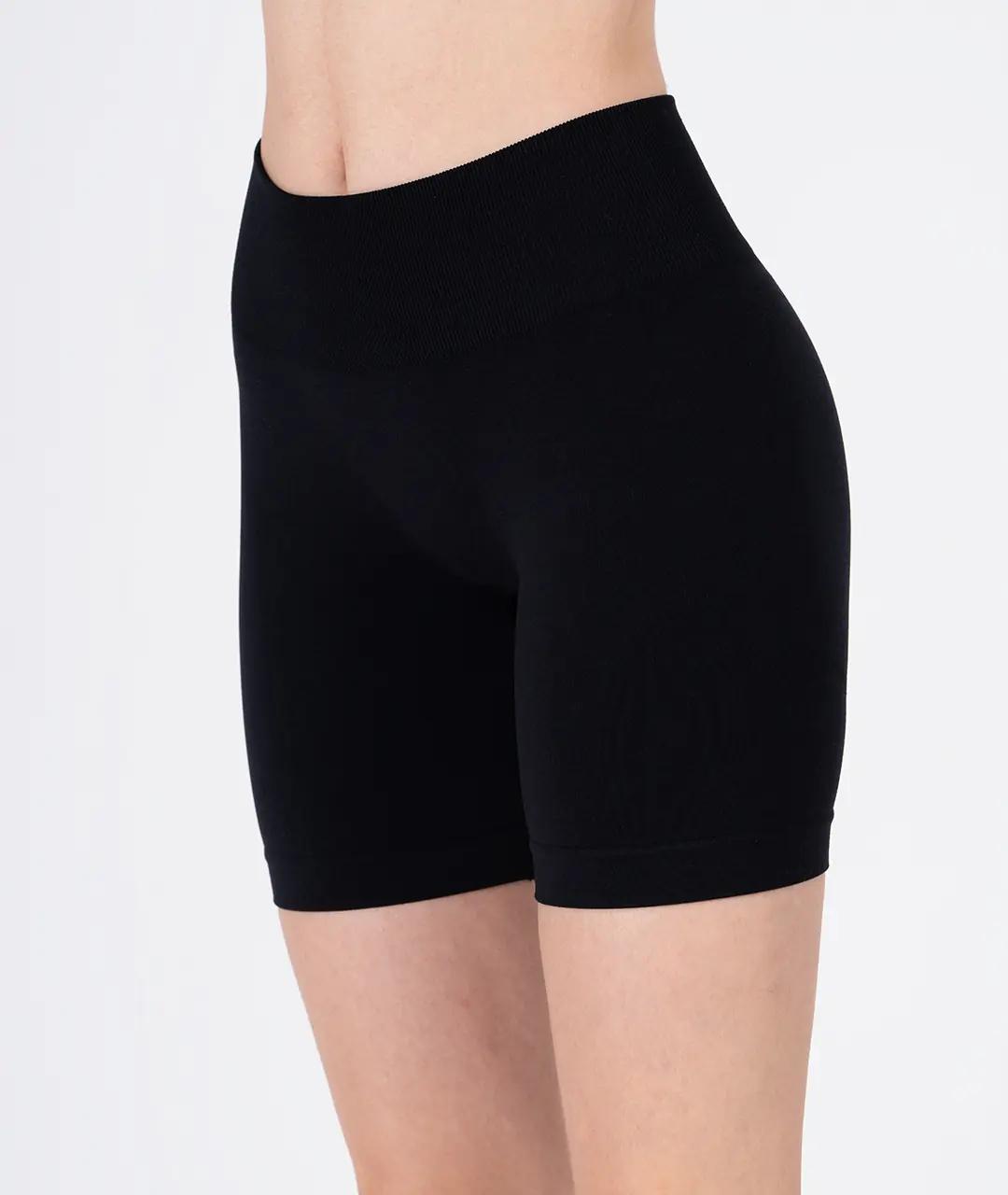 Shaping and Restoring Glow Push-up Shorts