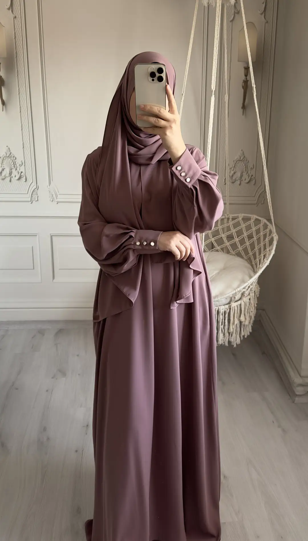 Kol Düğmeli Elbise