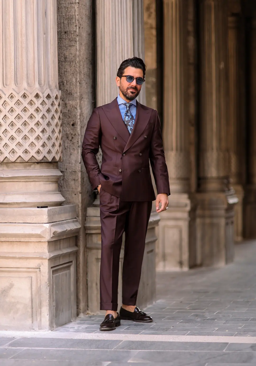 BROWN DOUBLE-BREASTED TRONPHY SUIT