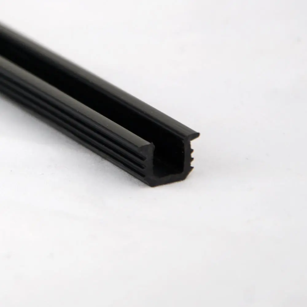 A1 Mobilya U Ray Profili 30 Kg Siyah 3 Metre