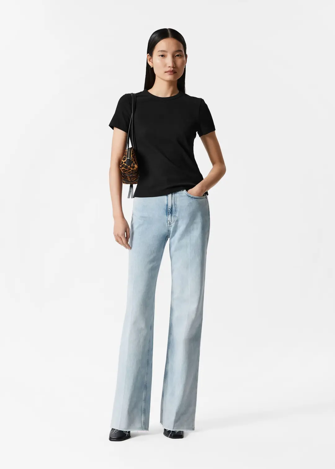 OtherS. Yüksek Bel Straight Jean | 4.000₺ yerine 1.250₺ | %70’e varan ...
