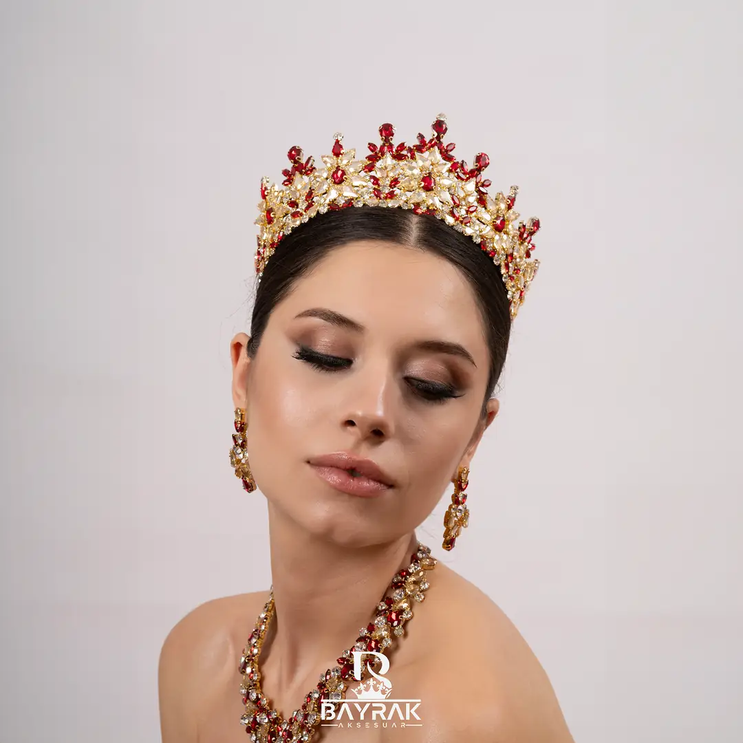 STELLA -475- / Henna Crown