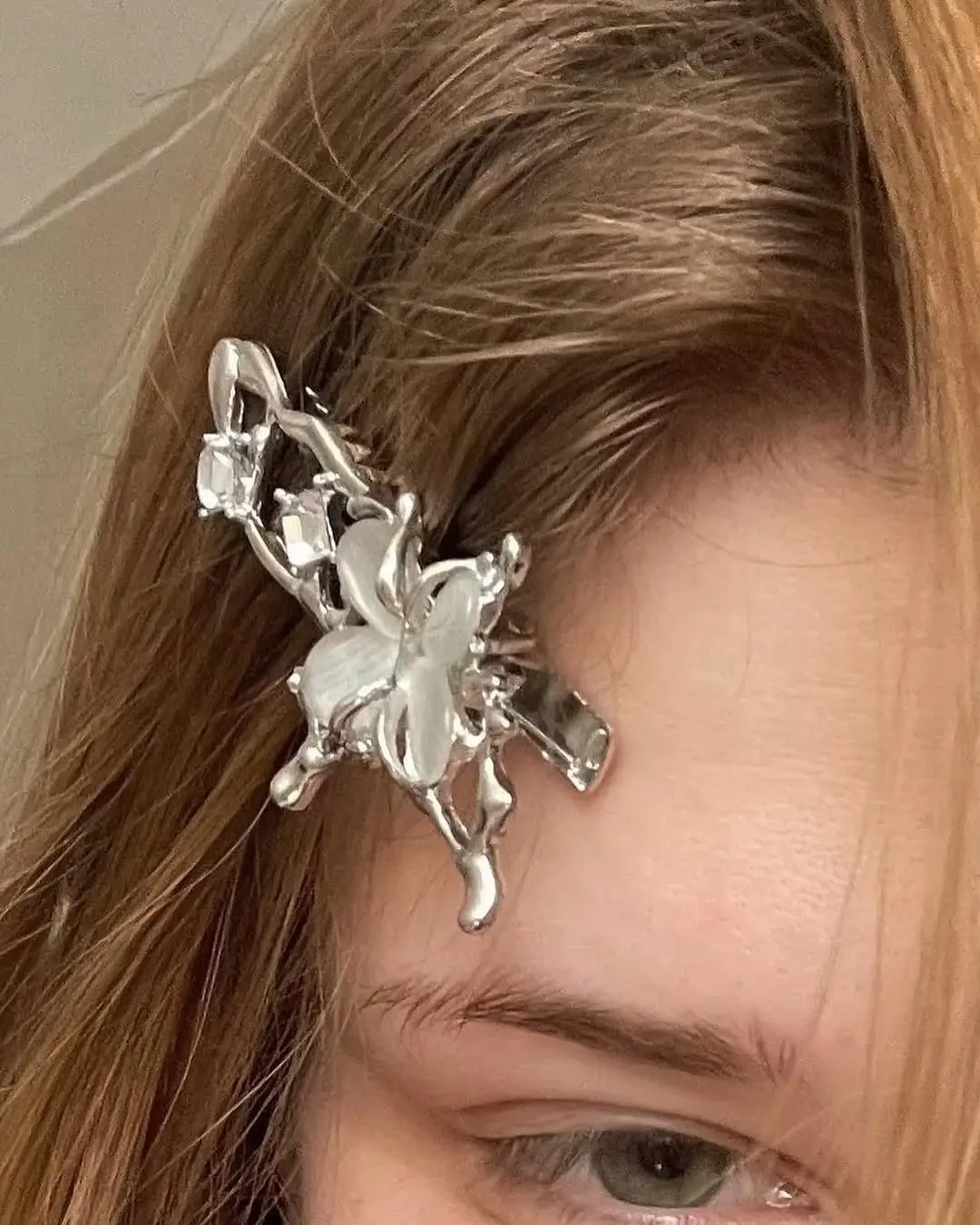 White buckle - Wingz