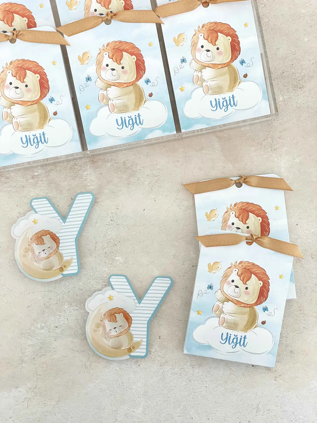 Kelebekli Aslan Pleksi Harf Magnet ve Kılıfı