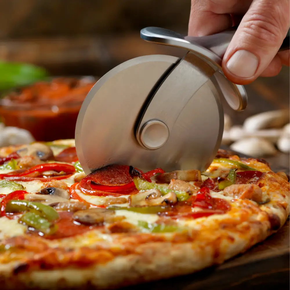 Ahşap Saplı Pizza Kesici | Dr.Maya