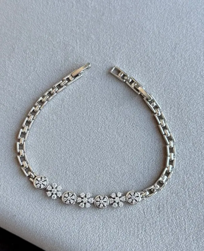 Xuping Çiçek Taşlı Silver Bileklik