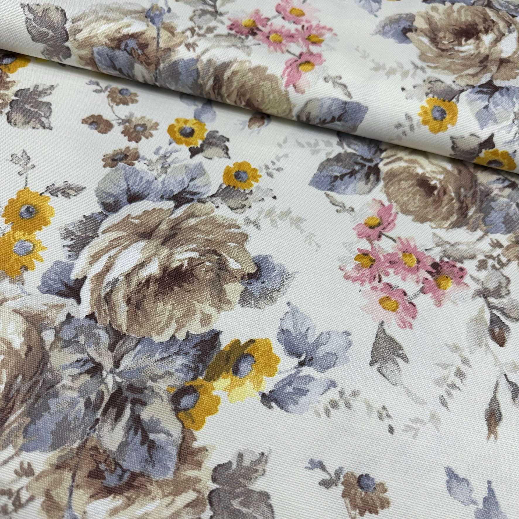 Rose Panama Linen Fabric | Fabricania