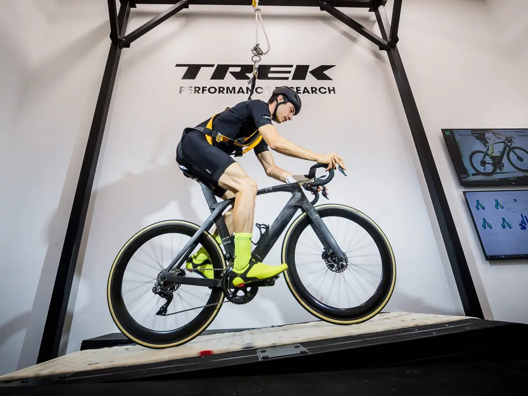 Madone IsoSpeed laboratuvarındayız