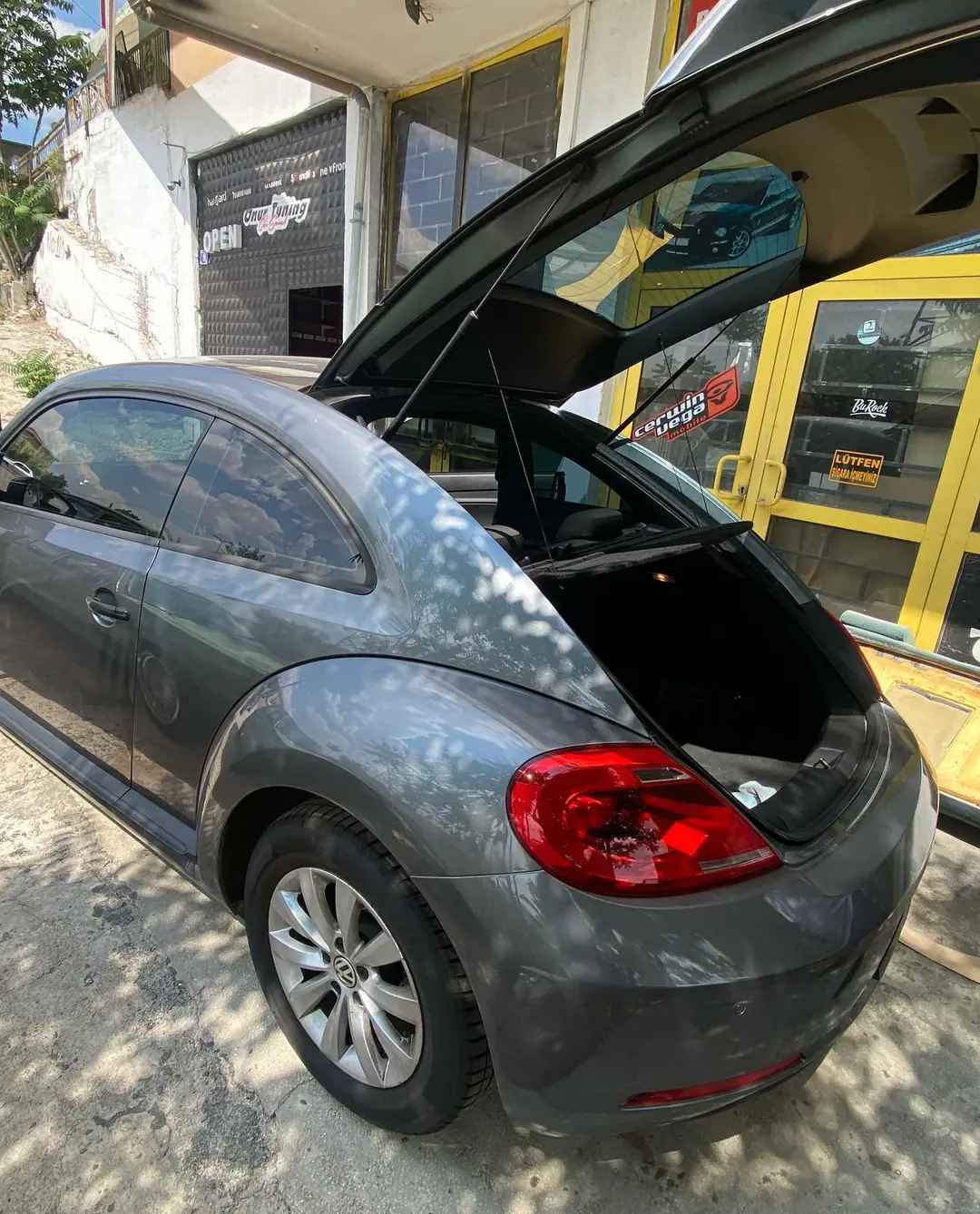 Volkswagen Beetle 2000+ Bagaj Pandizotu | MDF Pandizot