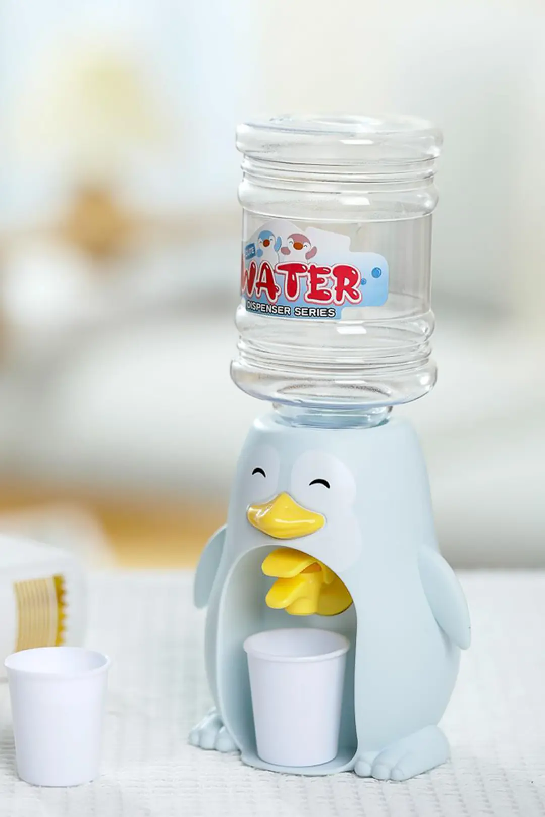 560 ml Penguen Figürlü Mini Su Sebili