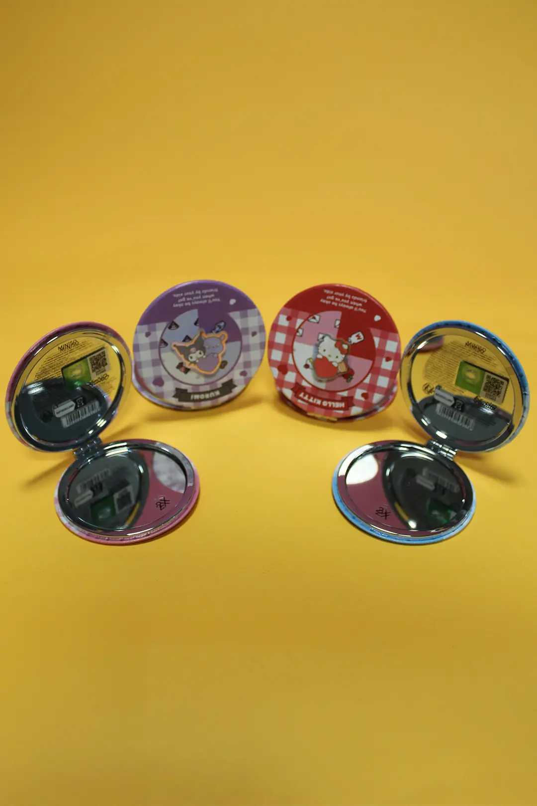 Sanrio Lisanslı Katlanır Çift Taraflı Ayna