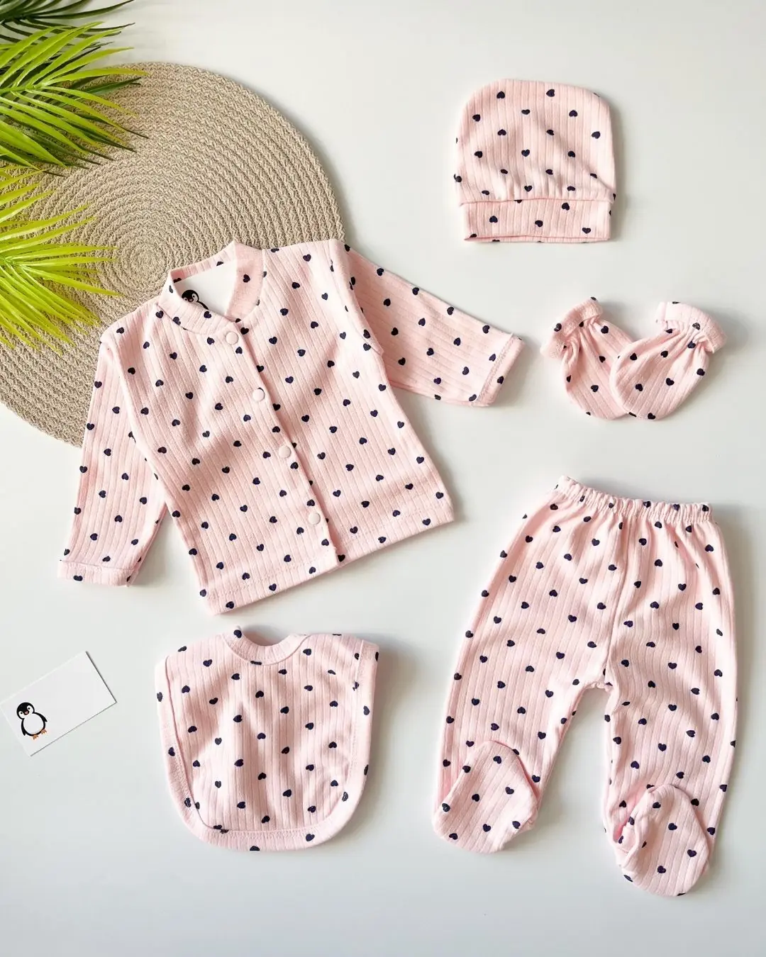 Minik Kalp Baskılı Renkli 5 Parça Fitilli Bebek Hastane Çıkış Seti HS22