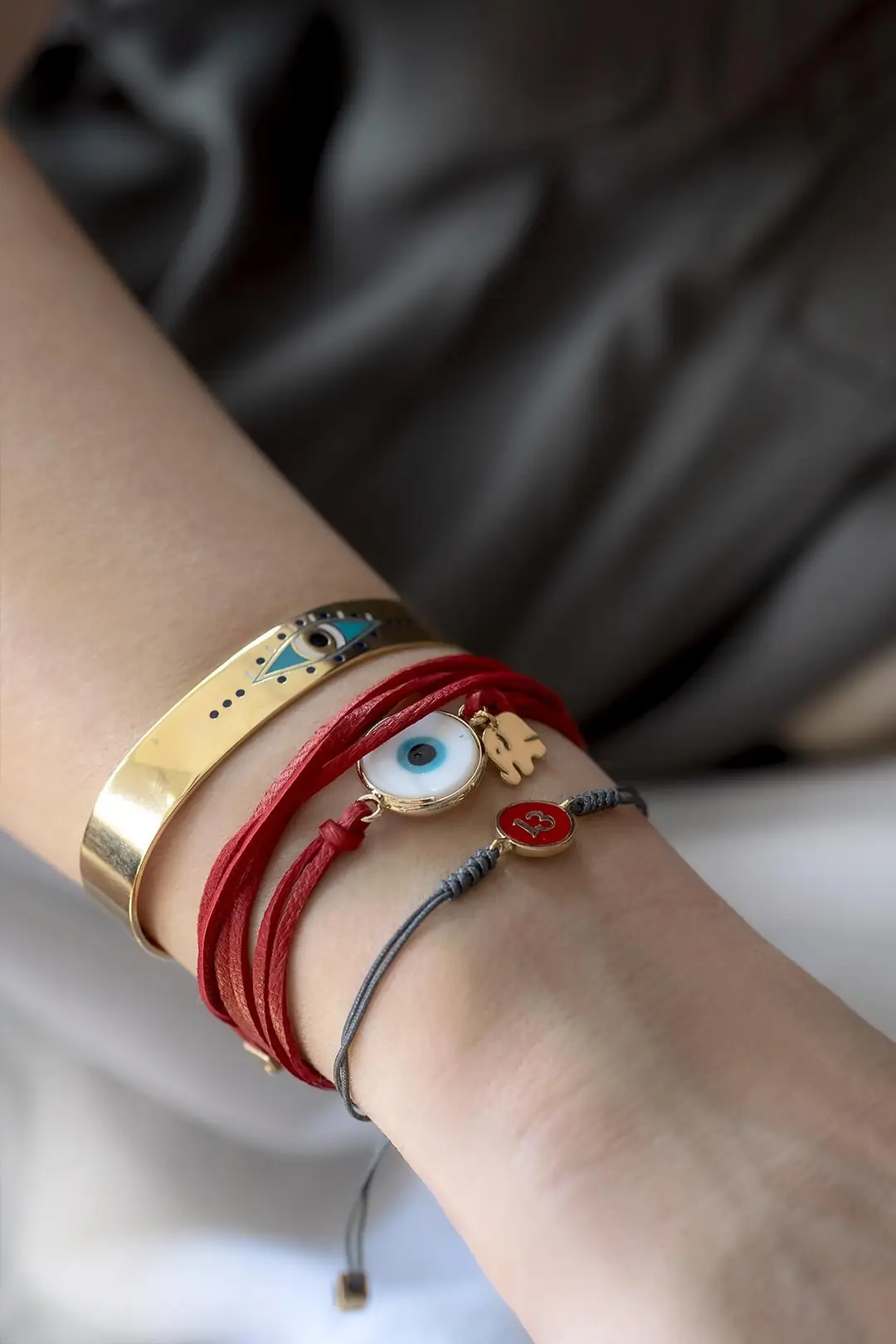 RED 13 - Luck Bracelet - Lucky 13 Pull Cord Bracelet | APP