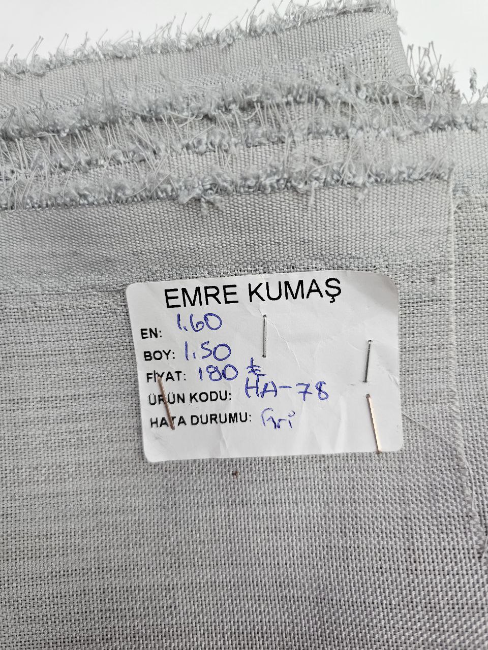 Gri Renk Simsiz Gardenya Kumaş