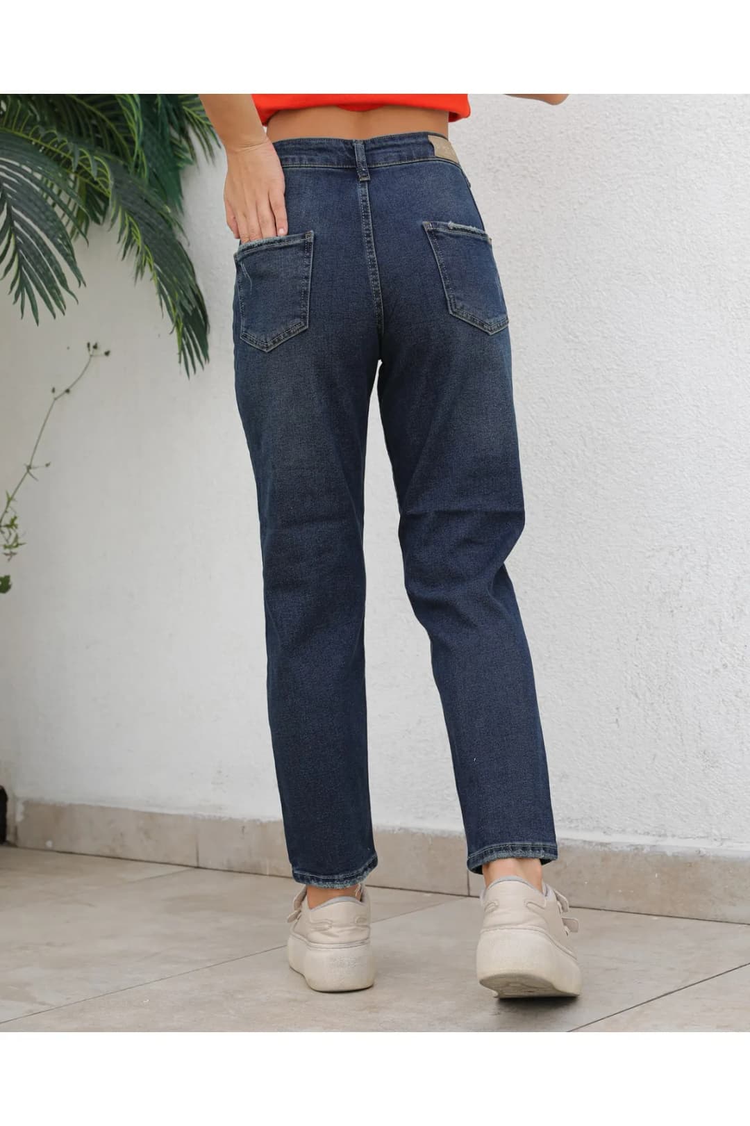 DARK BLUE MOM JEAN PANTS