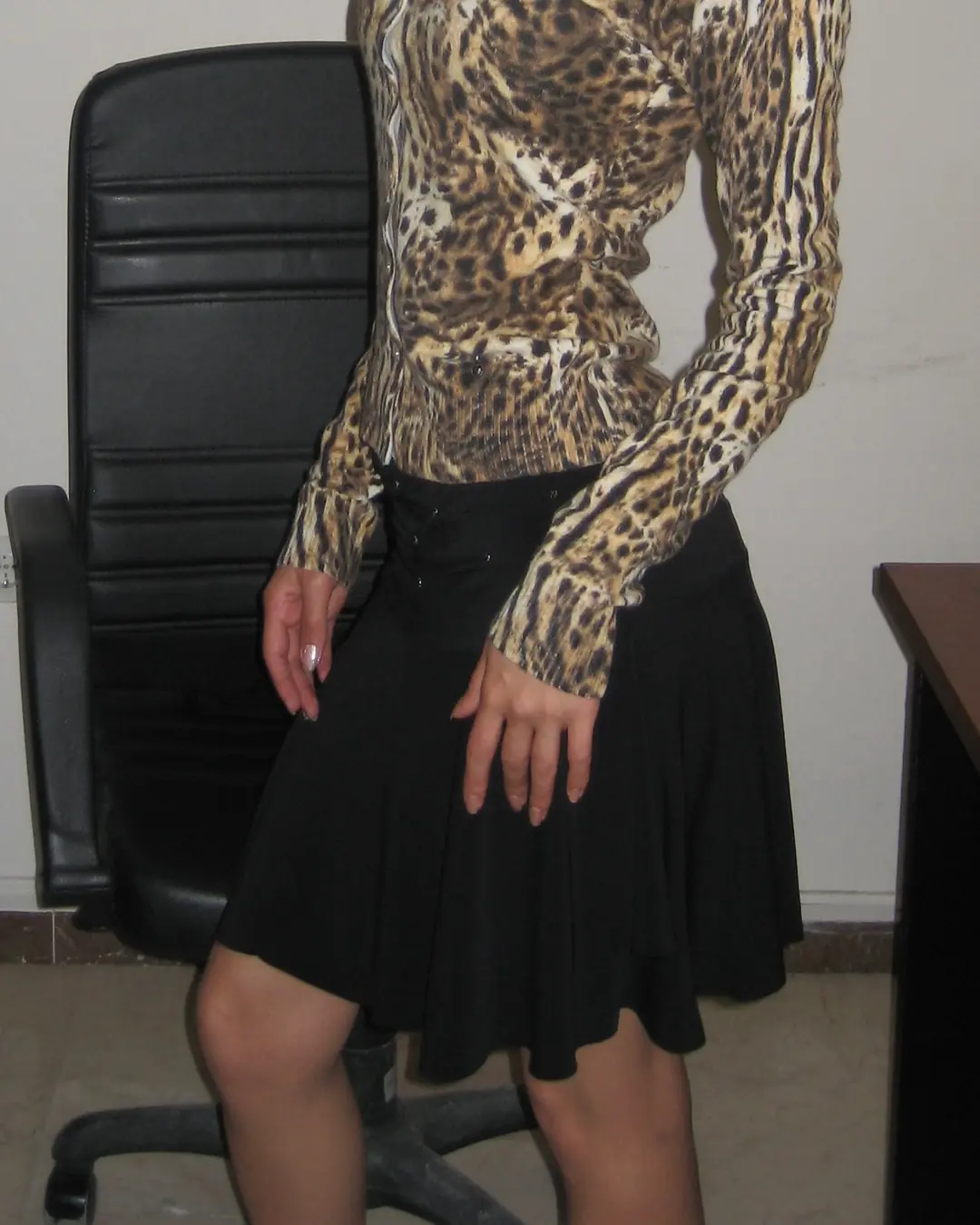 Clossue - Vintage & Second Hand Clothing and Accessories