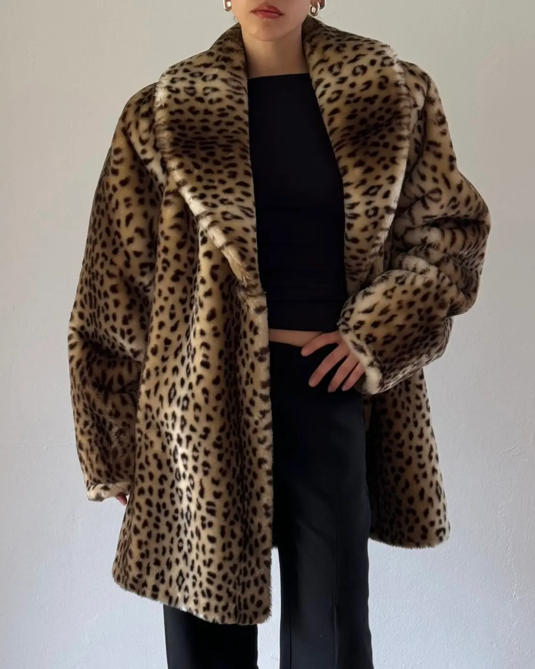 Leopard Print Faux Fur Coat - Clossue