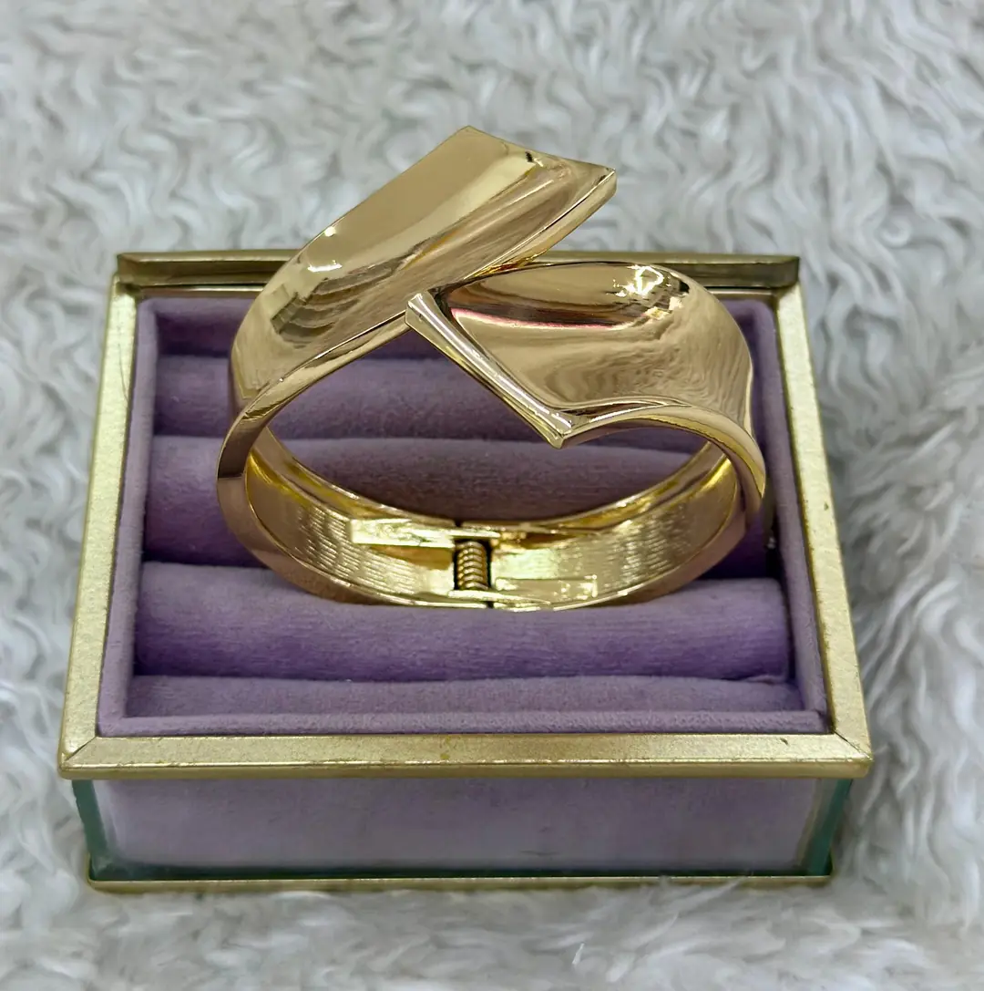 💛 Altın Sarılışı Bileklik 🫂