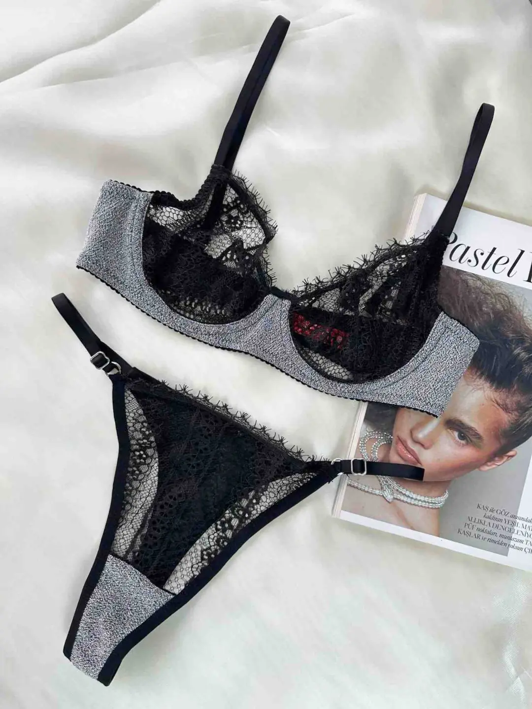 GRİ SİMLİ DANTELLİ BRA SET