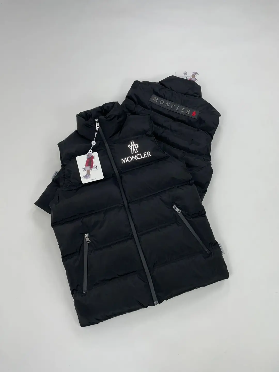 Moncler Yelek
