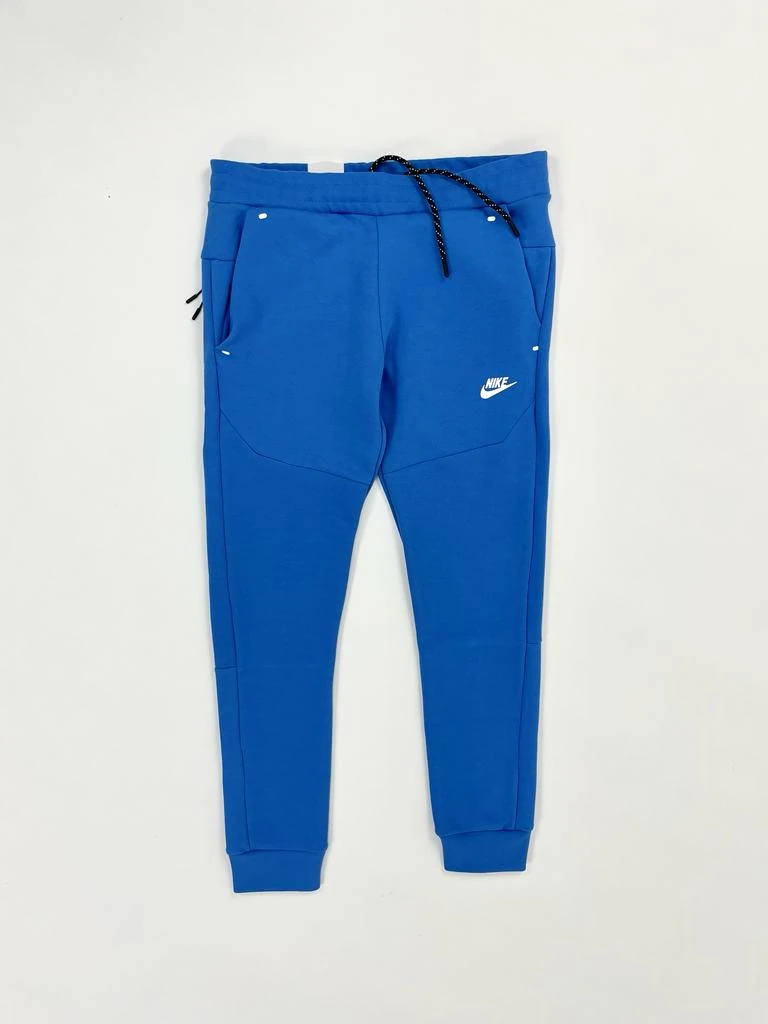 TECH FLEECE