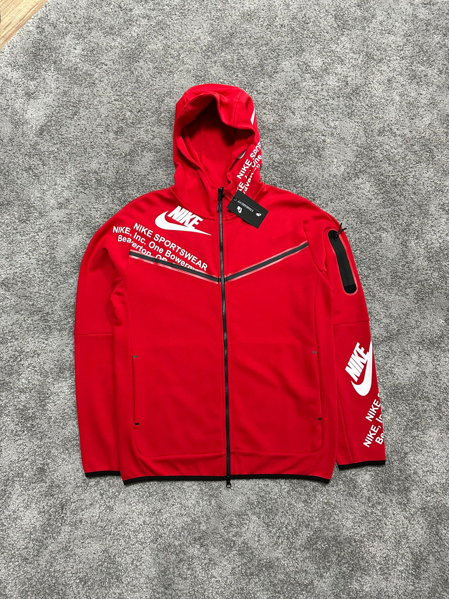 TECH FLEECE